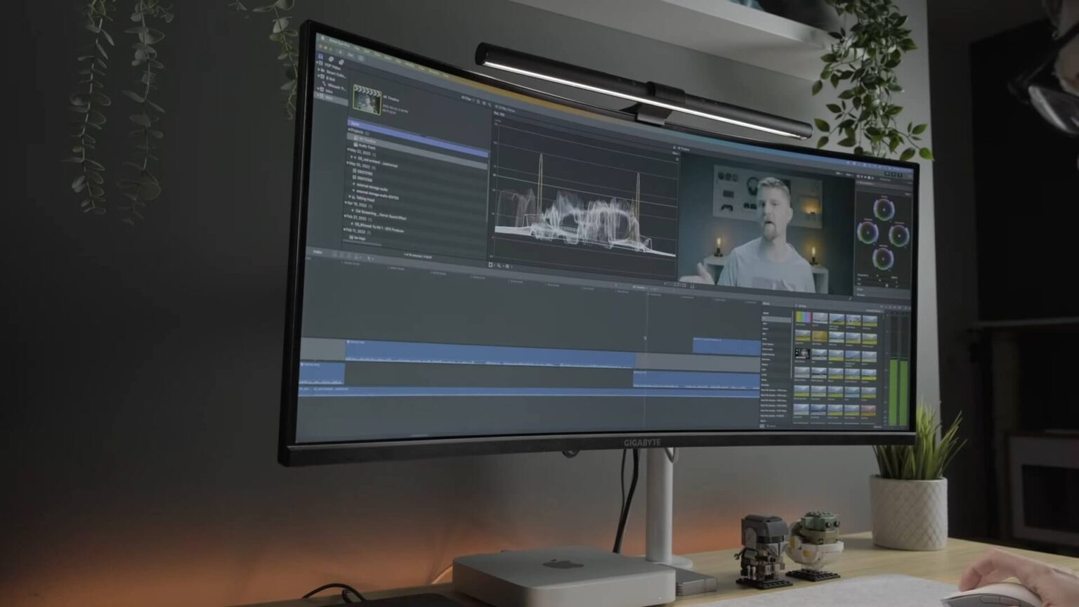 Curved Monitor: 11 Pros And Cons - Should You Get It Or Not?