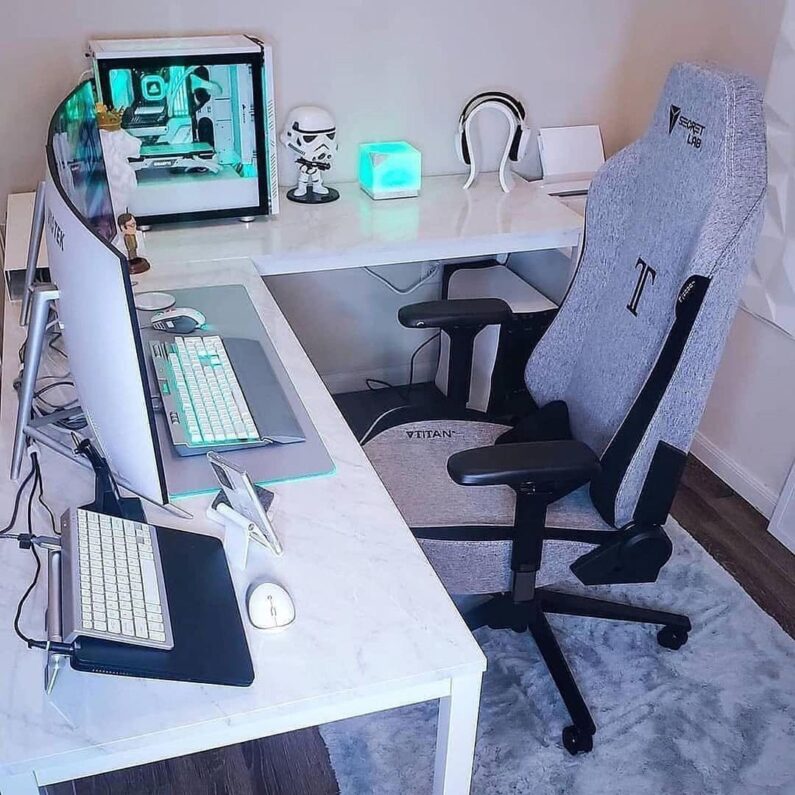 41 Unique Black And White Gaming Setup Ideas With Accessories In 2024