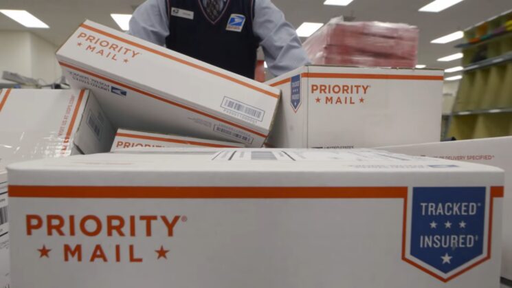 What Does “Arrived At Hub” Mean In USPS? 2024 Explanation - Learn ...