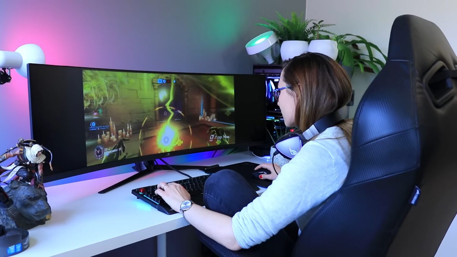 13 Best 49 Inch Monitor 2023 - Increase Your Productivity